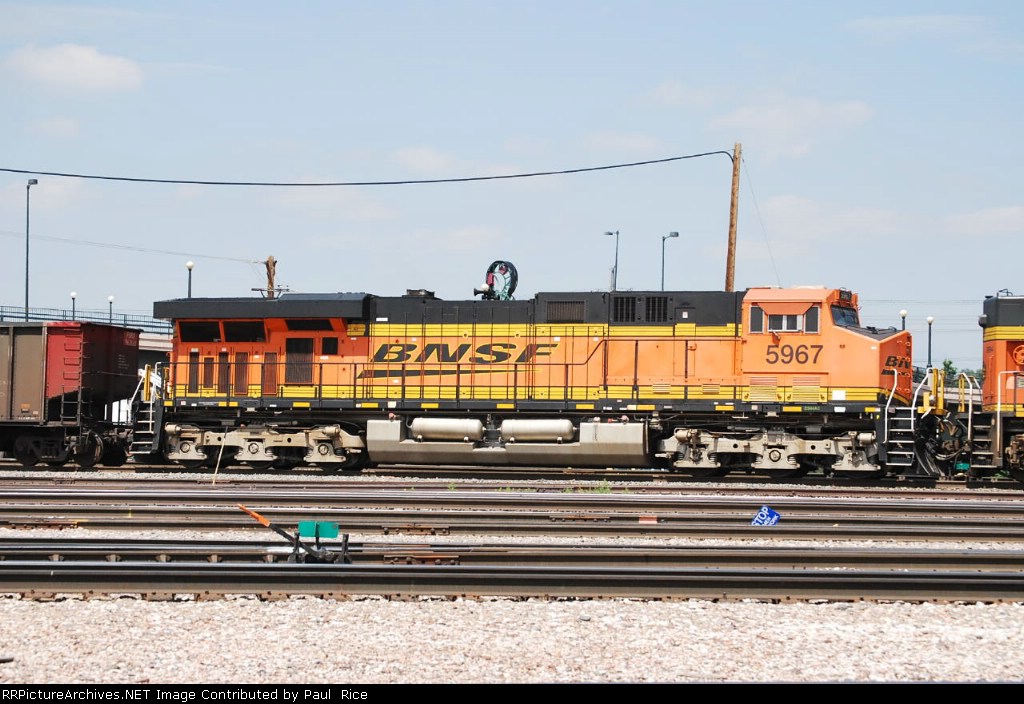 BNSF 5967